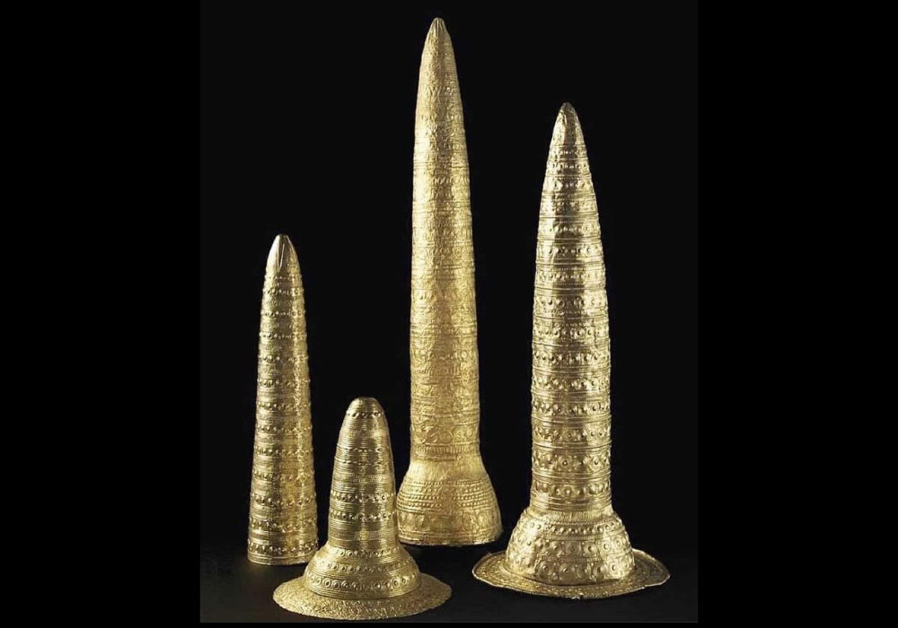 The Amazing Golden Hats of Bronze Age Astronomers – Jessica Davidson